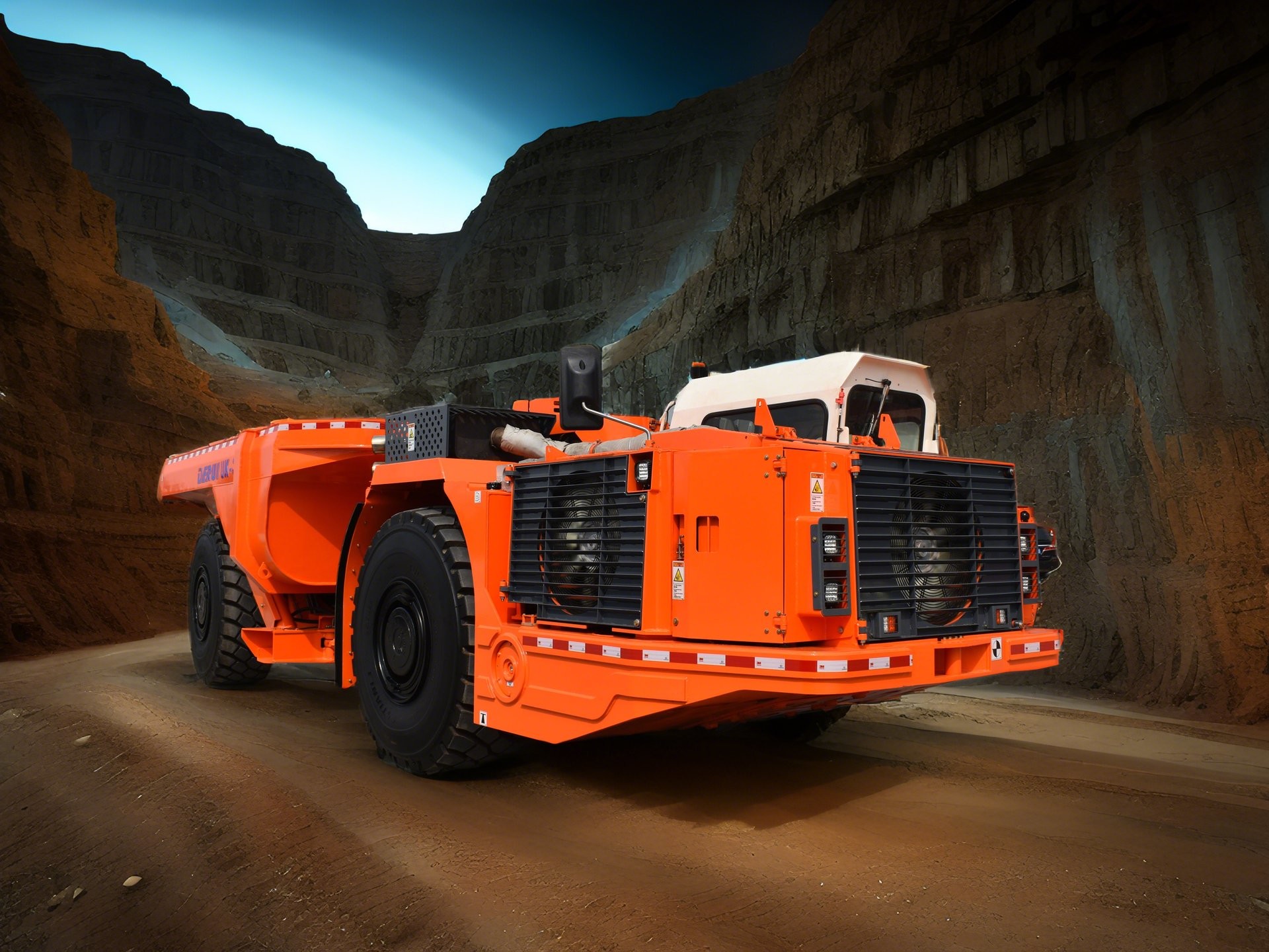 DERUI DRUK-30 Underground Articulated Truck Large Bucket Underground ...