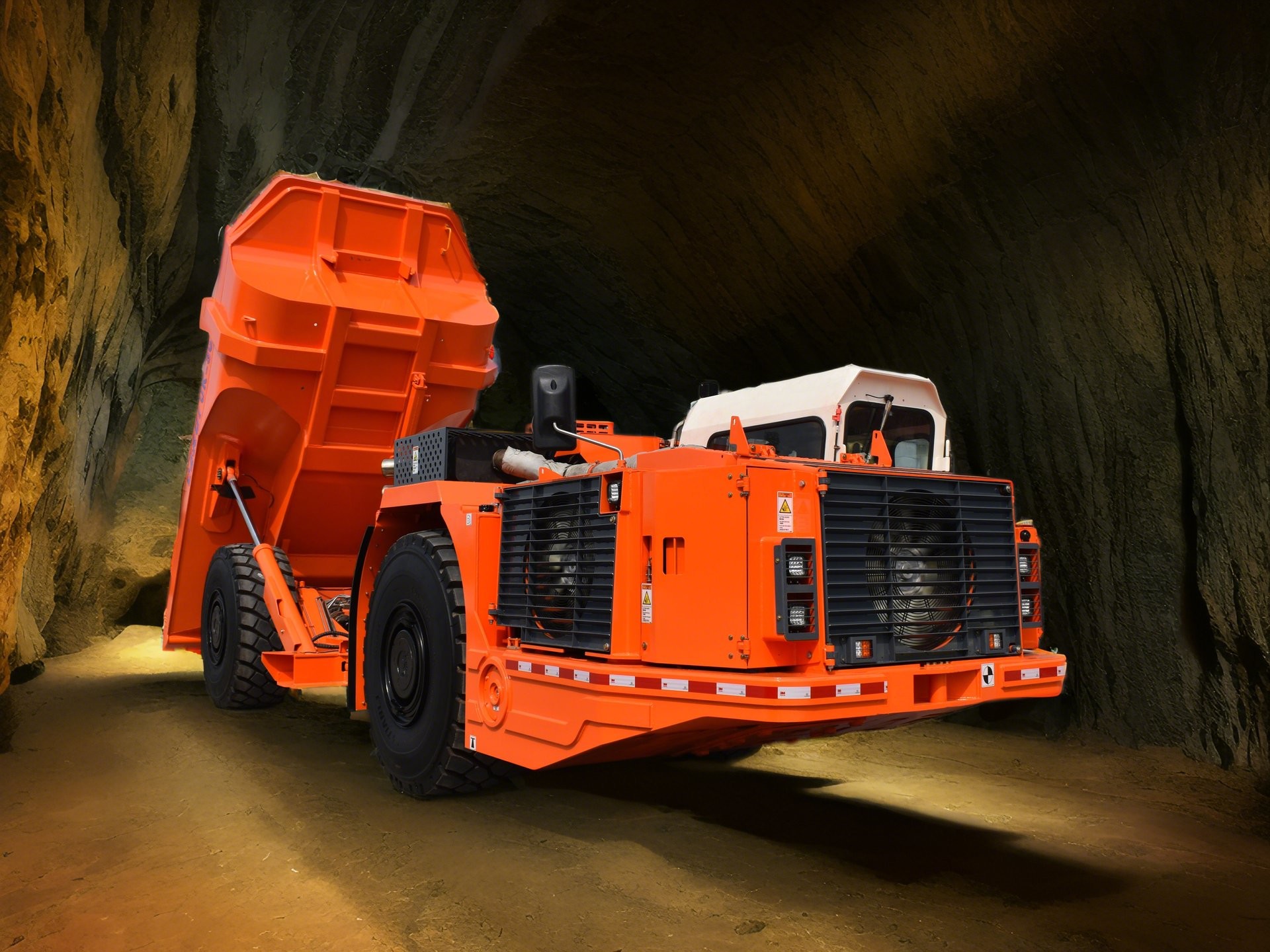 DRUK-30 Underground Dump Truck ROPS FOPS Certified Underground Mining ...